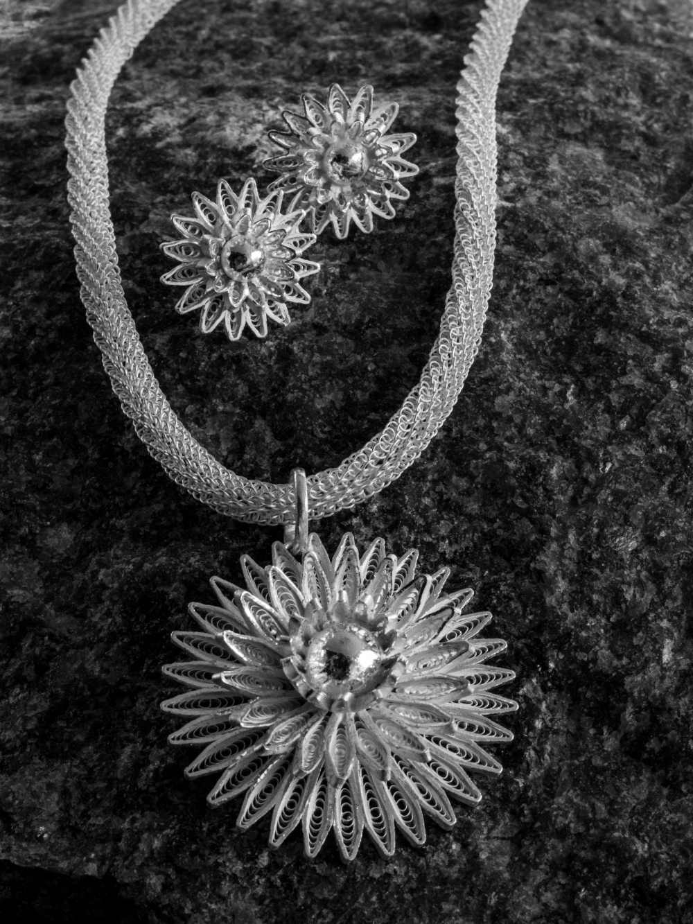 Silver Pendant online for women | Silverlinings | Handmade Filigree