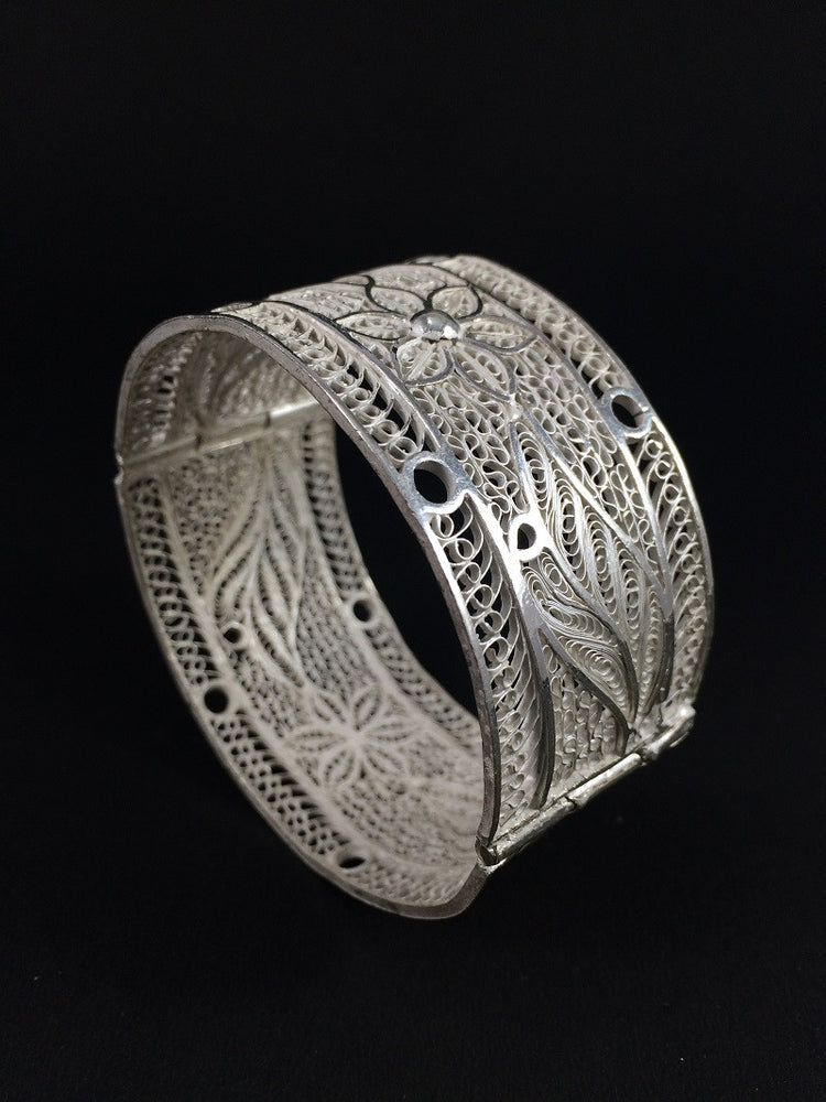 Shop Silver Bangles for Women Online in India - Silver Linings ...