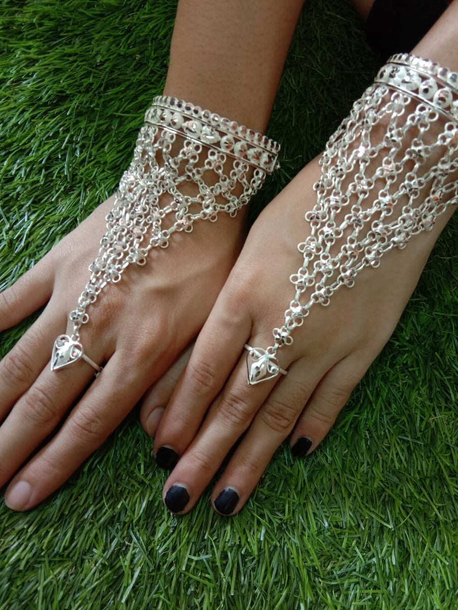 Silver Haath phool online | Bridal Jewellery Hath Panja -Silverlinings