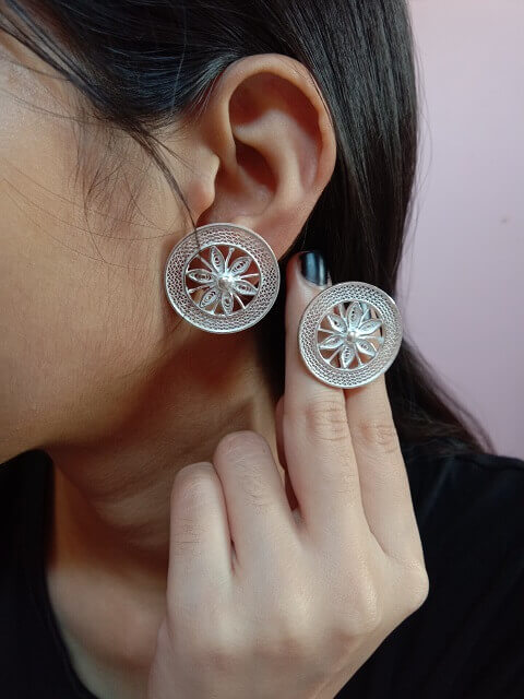 Konark Chakra Silver Studs Earrings Online - Odisha Filigree Jewelry ...