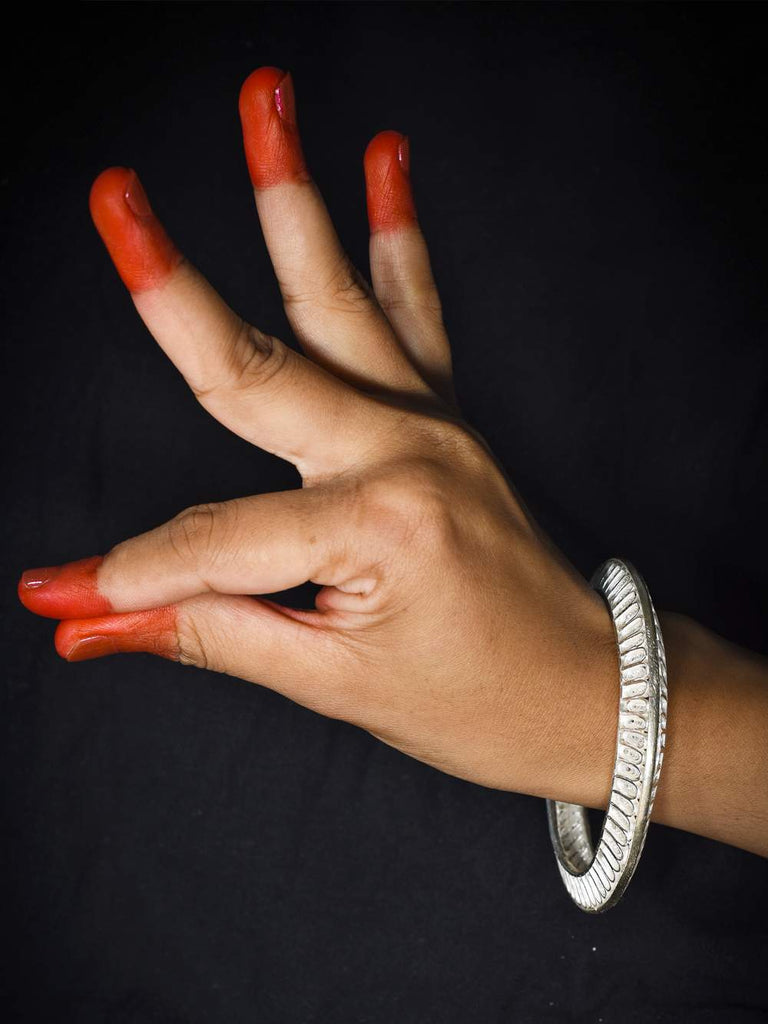 Buy beautiful Odissi Dance Bangles in Silver Filigree - Cuttack Orissa ...