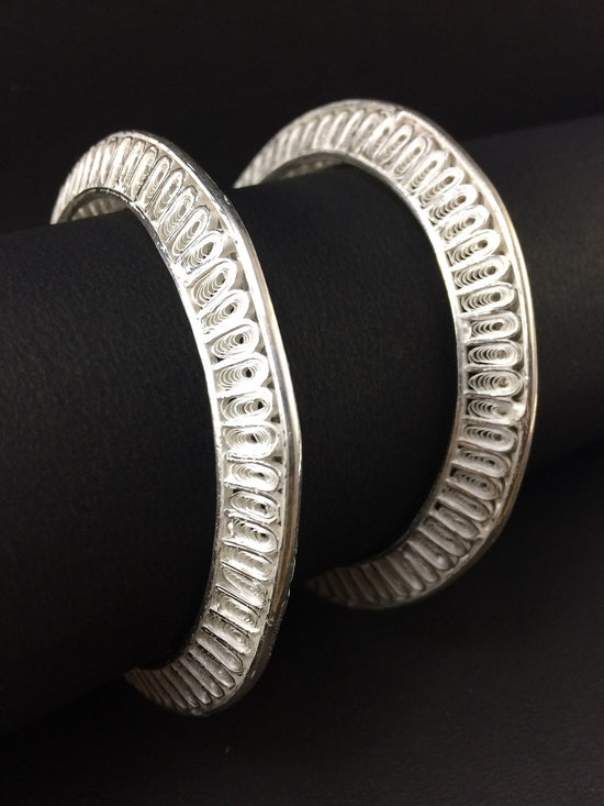 Buy beautiful Odissi Dance Bangles in Silver Filigree - Cuttack Orissa ...