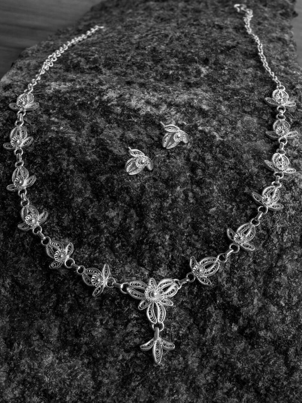 Silver Necklace online for women | Silverlinings | Handmade Filigree