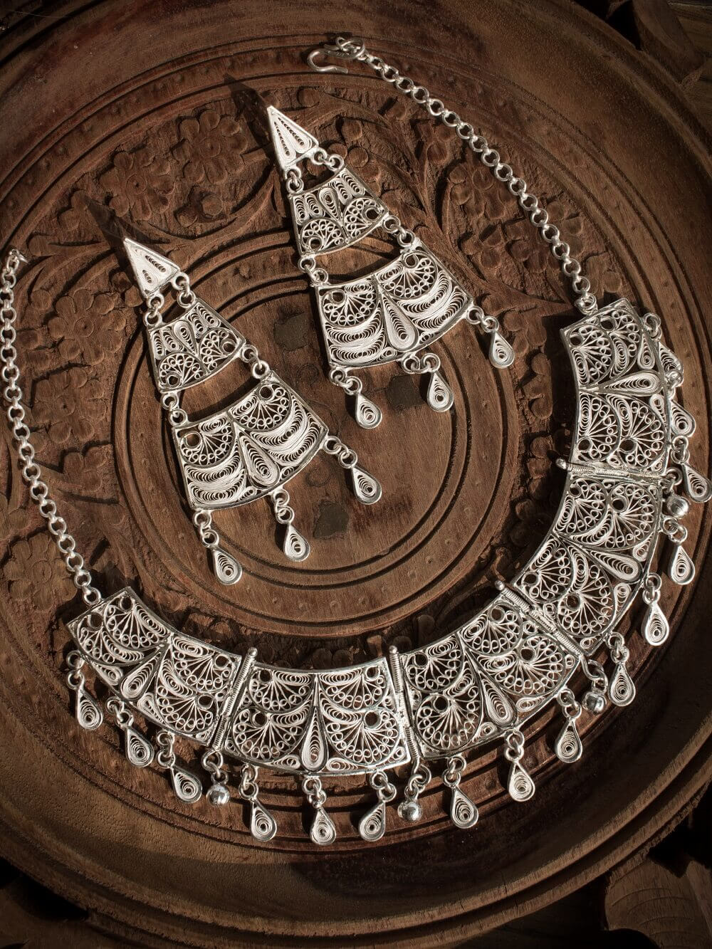 Silver Necklace Sets online for Women | Silver Linings Filigree ...